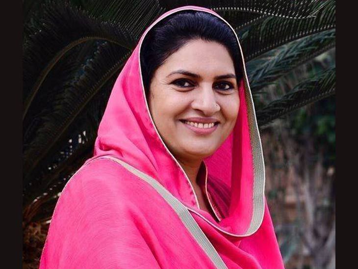 Hisar JJP Candidate Dushyant Choutala Mother Naina Choutala Target on ...