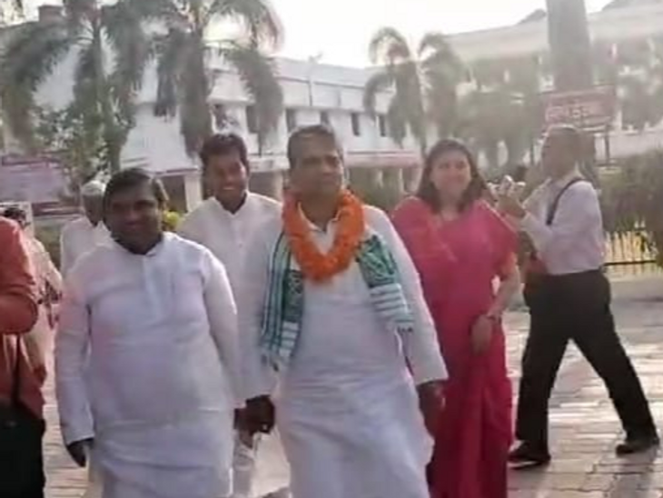 RJD candidate Alok Kumar Mehta's wife richer than him | राजद उम्मीदवार ...