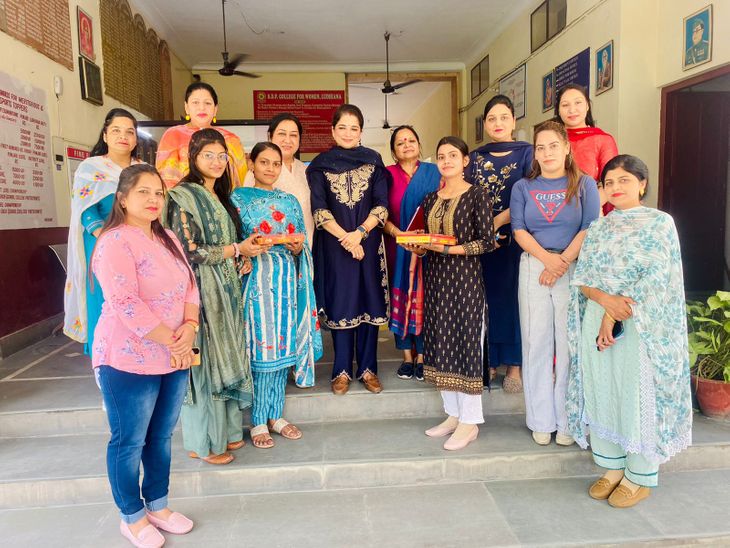 Riya came first, Baby came second and Neha came third | रिया पहले, बेबी ...