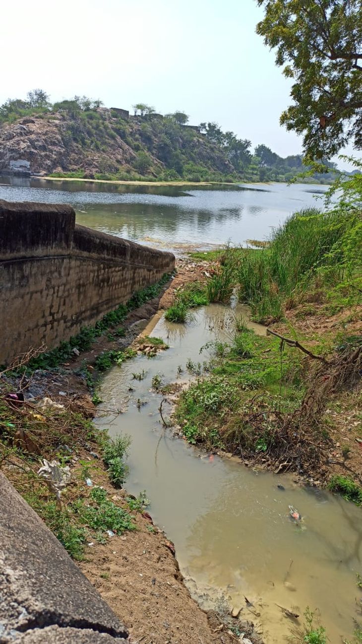 The water from the city drains is now polluting the Parvati river which ...