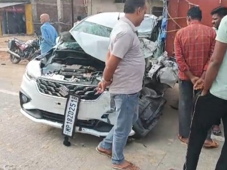 The driver dozed off and the car lost control and collided with a truck ...