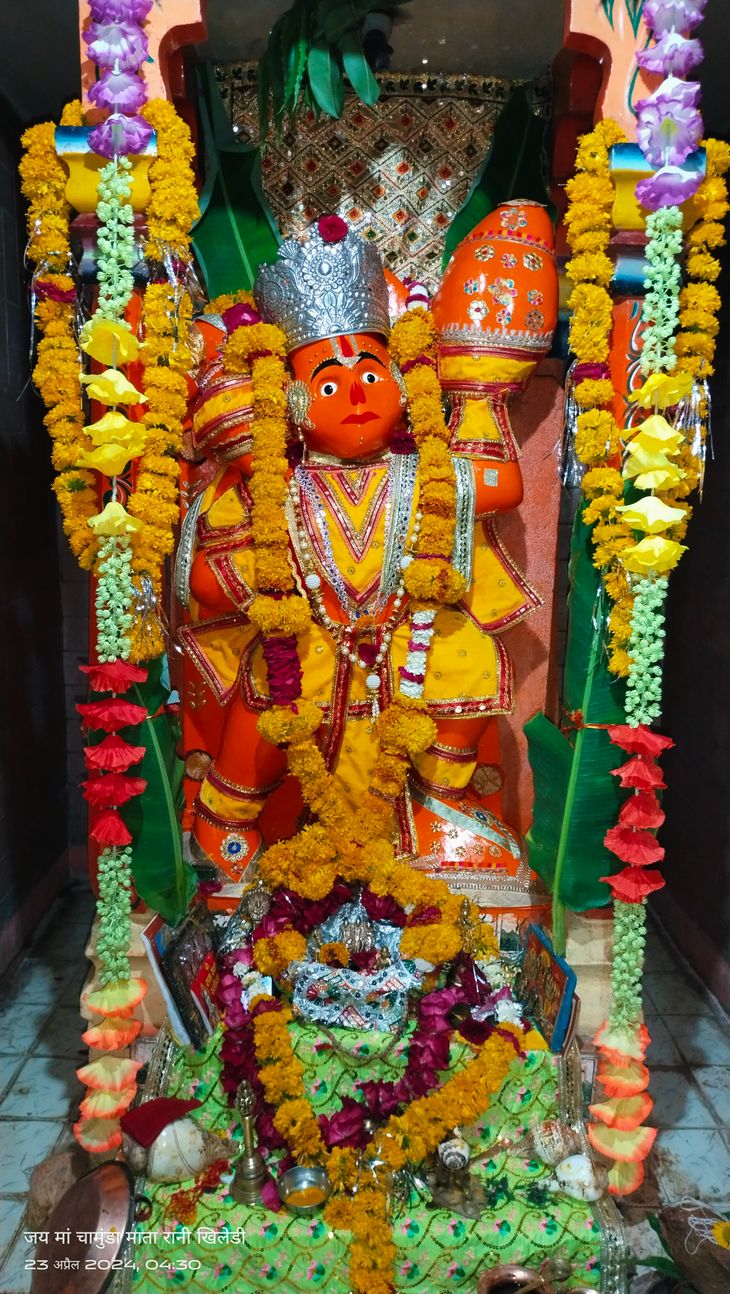 18 kg of boondi laddus were offered to the boon-giving Vishwa Mangal ...