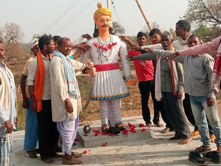 Maharaja Medni Rai's birth anniversary was celebrated in Chandauli ...