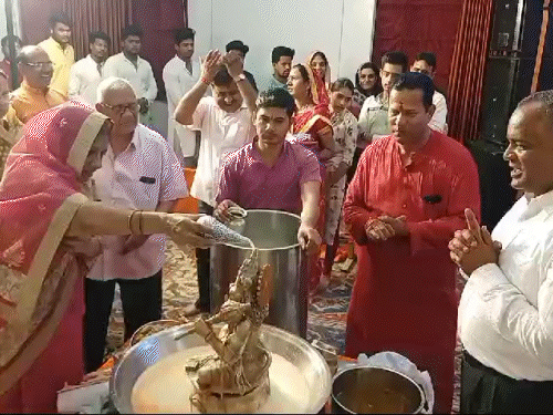 Crowds of people gathered in temples since morning, Bhandara will be ...