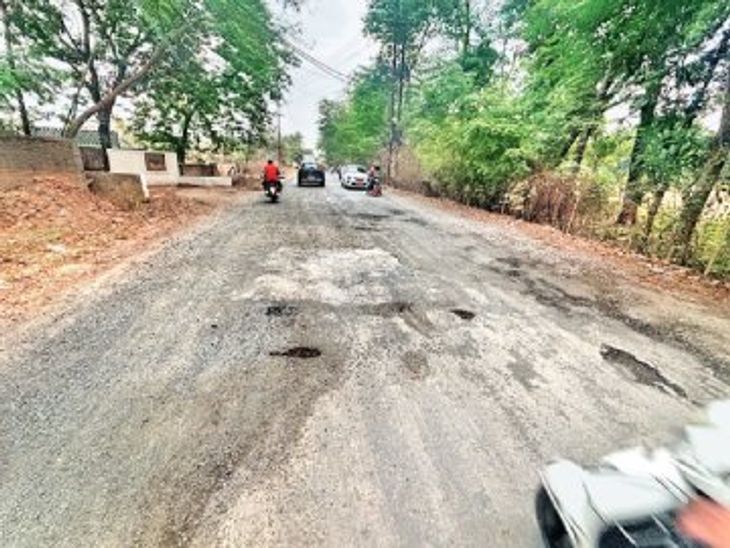 Even after 1 year of announcement, Bhuri Tekri to Bichauli Hapsi road ...