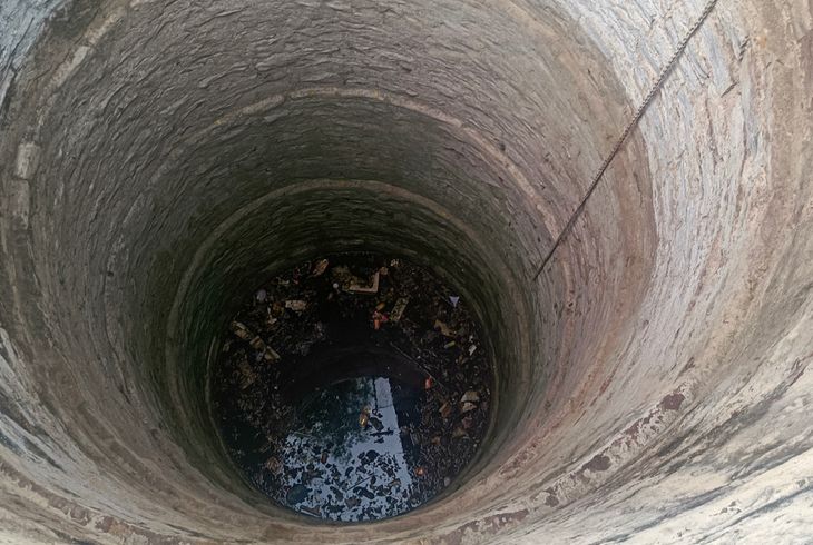 The wells are blocked due to garbage falling and lack of cleaning ...