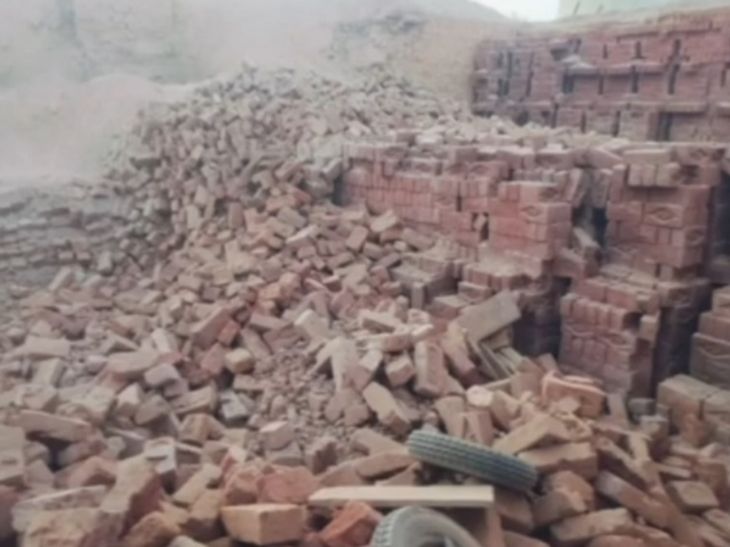 Three workers died due to wall collapse at brick kiln | ईंट भट्ठे पर ...