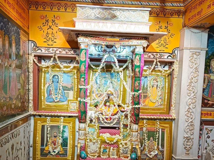 Shrimad Bhagwat Katha is being held for 150 years on the birth ...