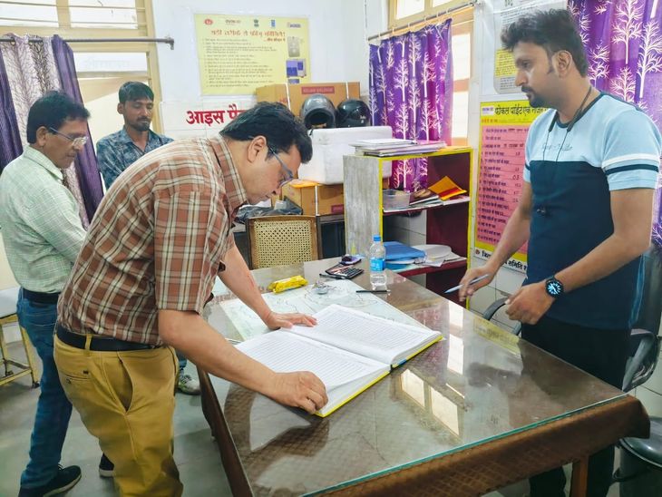 The collector inspected Budhar hospital | कलेक्टर ने किया बुढ़ार ...