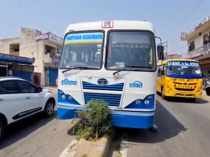 The bus going to Moonak climbed on the divider after its tyre burst ...