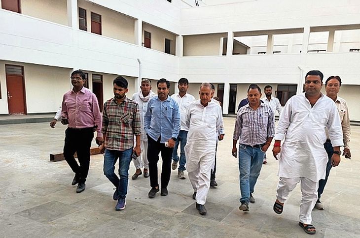 Program. MLA visited Kasturba Gandhi Residential Girls School | कार्यक्रम . कस्तूरबा गांधी ...