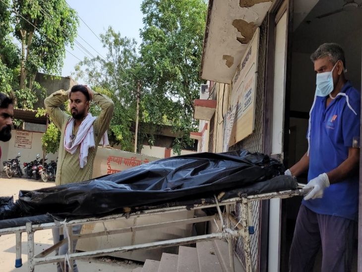 Sensation due to finding dead body on Jaipur road | जयपुर रोड किनारे शव मिलने से सनसनी: AC ...