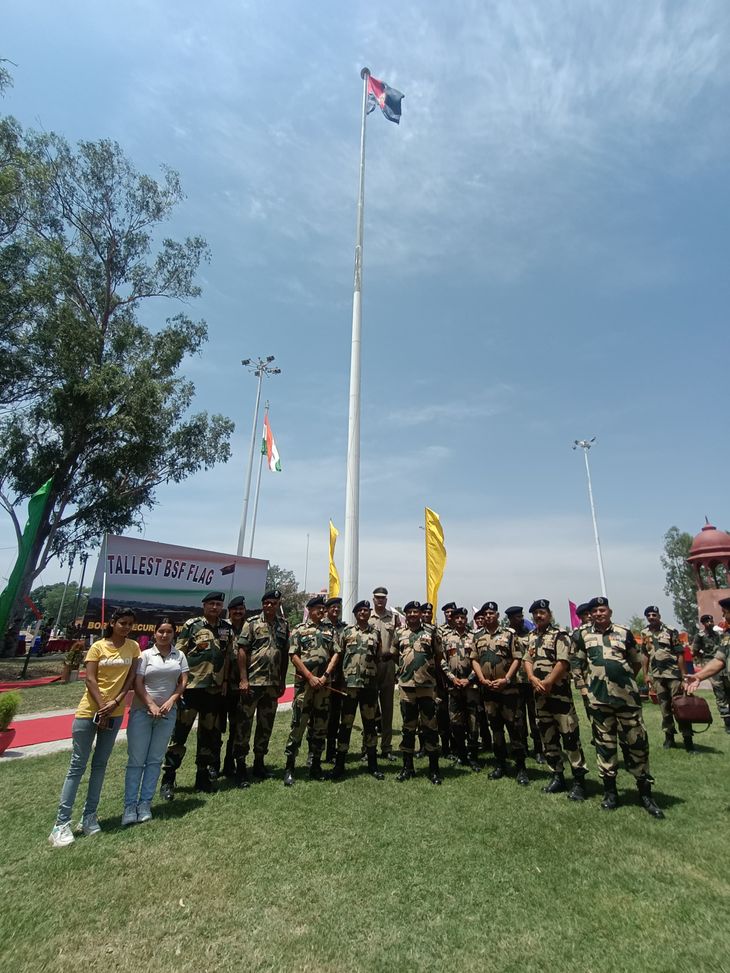 BSF flag hoisted again on the highest 350 feet high pole at Attari ...
