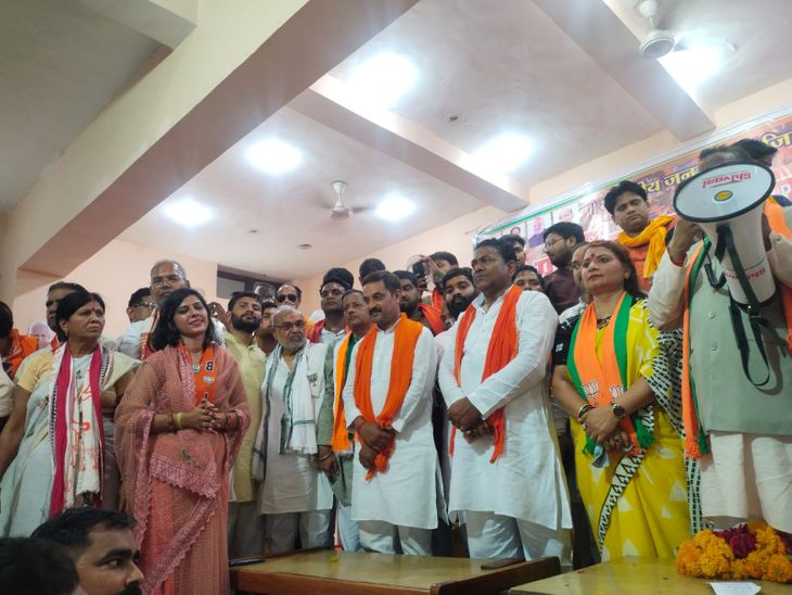 Campaigning for the fifth phase ended in Jalaun