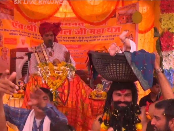 Shri Krishna's birthday celebrated in Jhalaki | झालकी में मनाया श्री ...