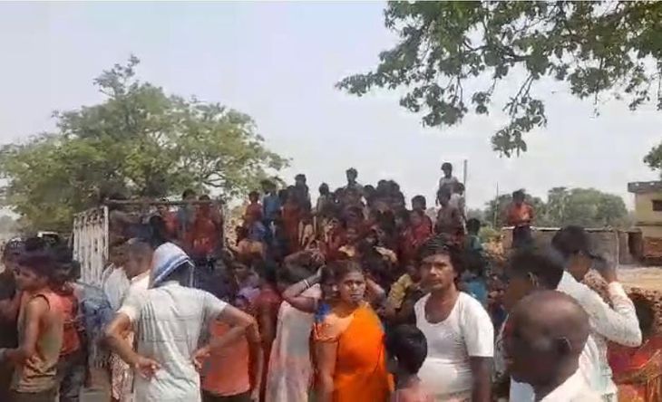 The in-laws were cremating the married woman after killing her, the police reached the ...