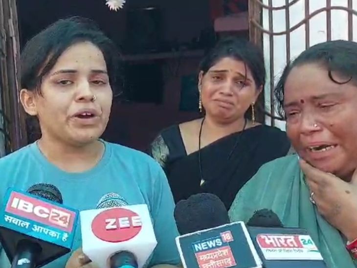 In Khargone, armed goons robbed a mother and daughter of Rs 9 lakhs ...