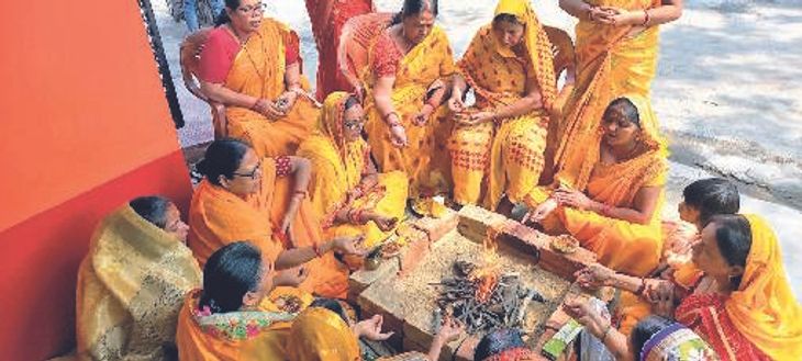1100 families of the city offered sacrifices in the havan with Gayatri ...