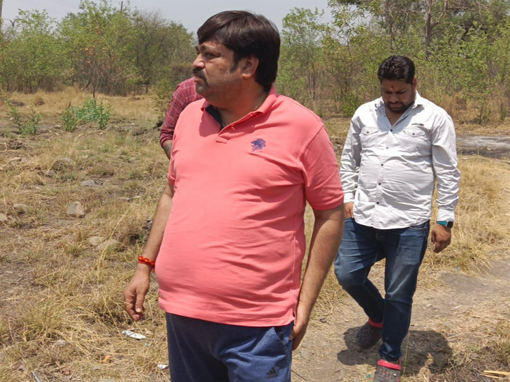 Warning of hunger strike for construction of water tank | पानी की टंकी ...