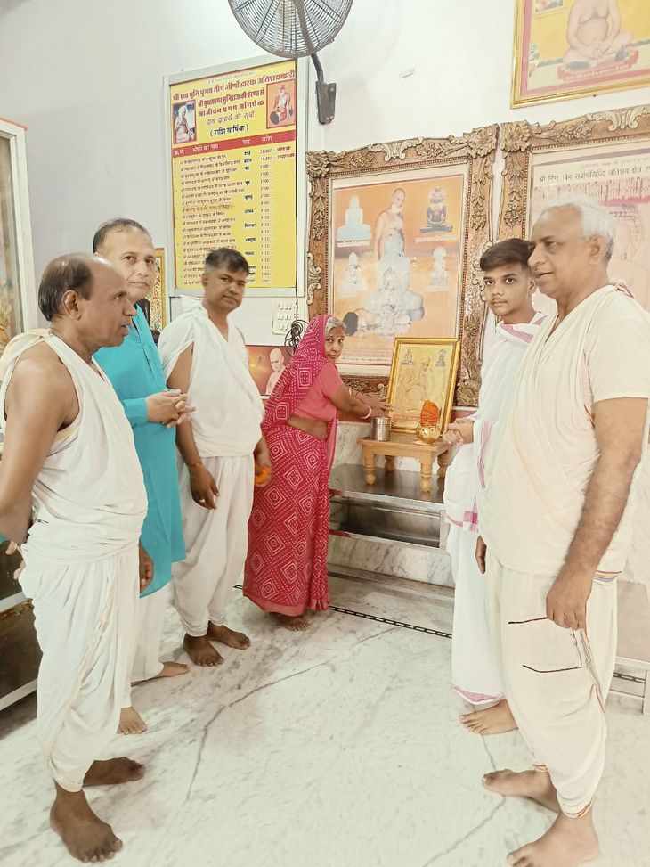 Teaching of Shravan Sanskriti Sanskar started in Shri Chaityalay Digambar Jain Temple | श्री ...