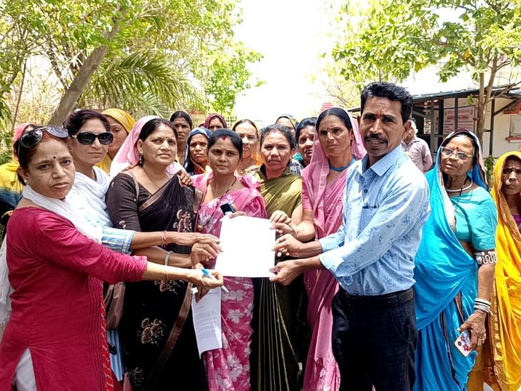 Politics on Sagar incident intensifies, Barwani Mahila Congress demands ...