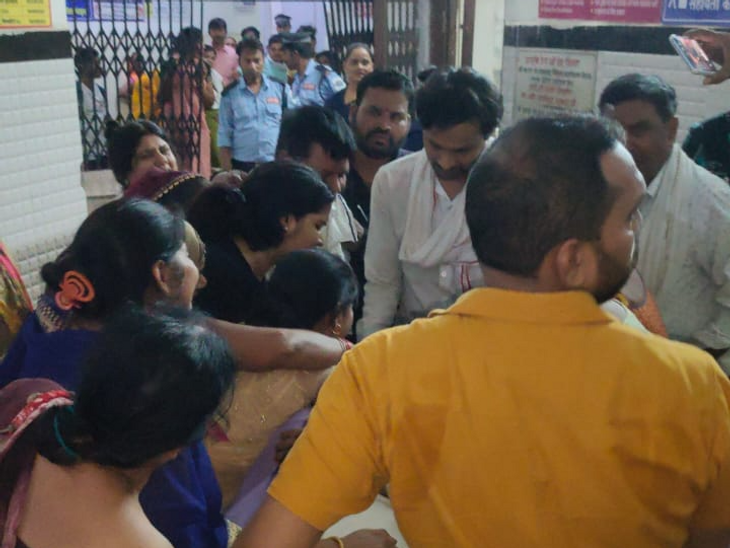 Family members created a ruckus over the death of a woman in Rewa ...