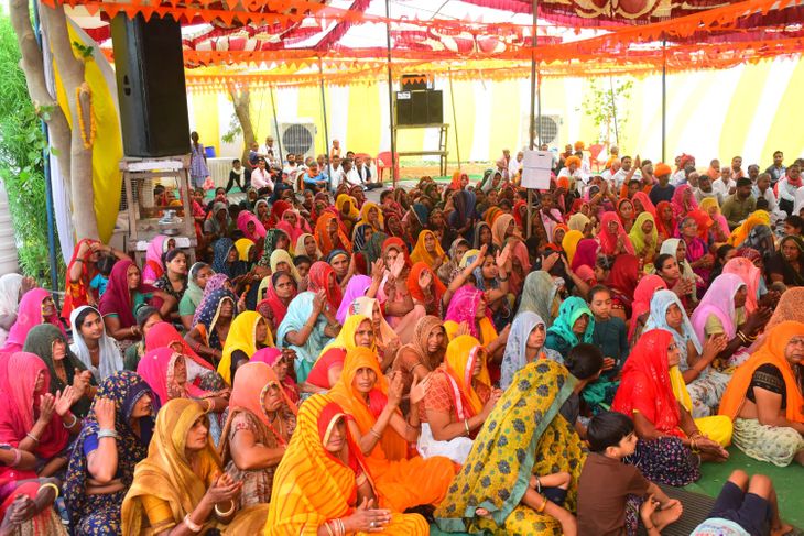 The story of Sukhdev's birth was narrated in Bhagwat Katha and dance ...