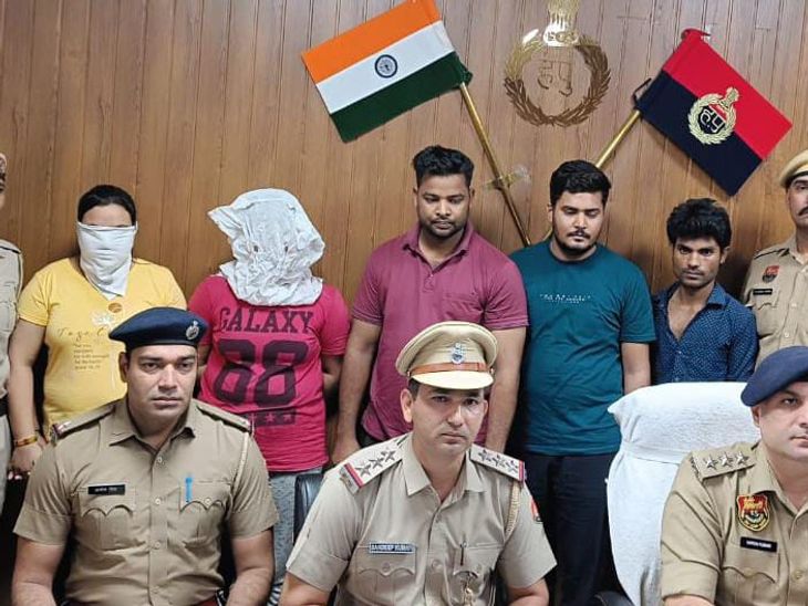Gurugram ATM fraud gang: 2 women, 3 young men arrested