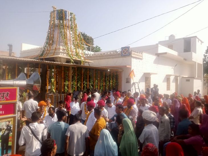 Annual flag hoisting at Siddha Purush Padmaji Maharaj Temple | सिद्ध ...