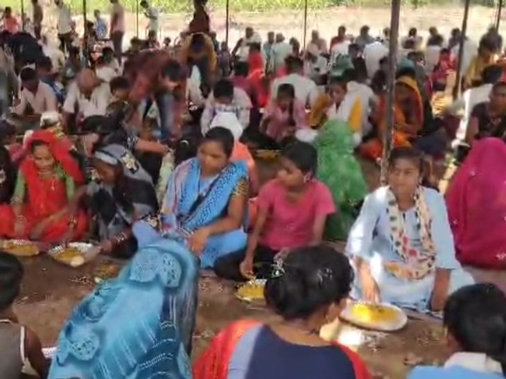 Shani Dev Jayanti- Crowd gathered in the temple for darshan, Bhandara ...