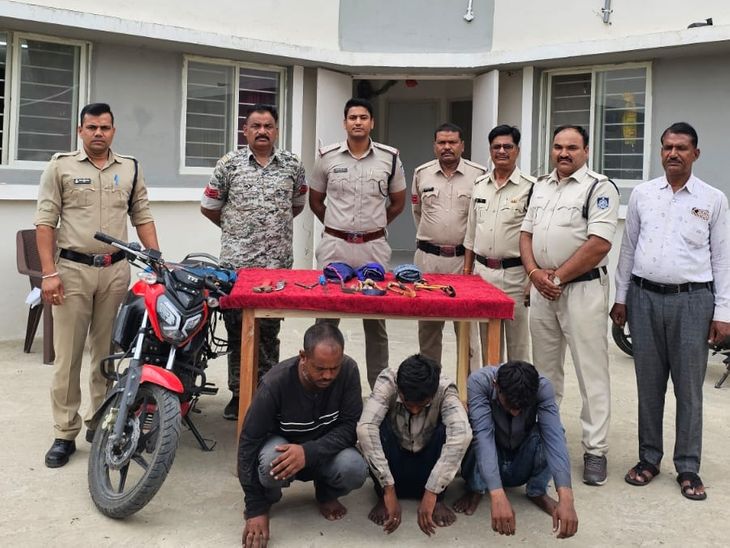 Pardhi gang members arrested | पारदी गिरोह के सदस्य हुए गिरफ्तार: मुंह ...