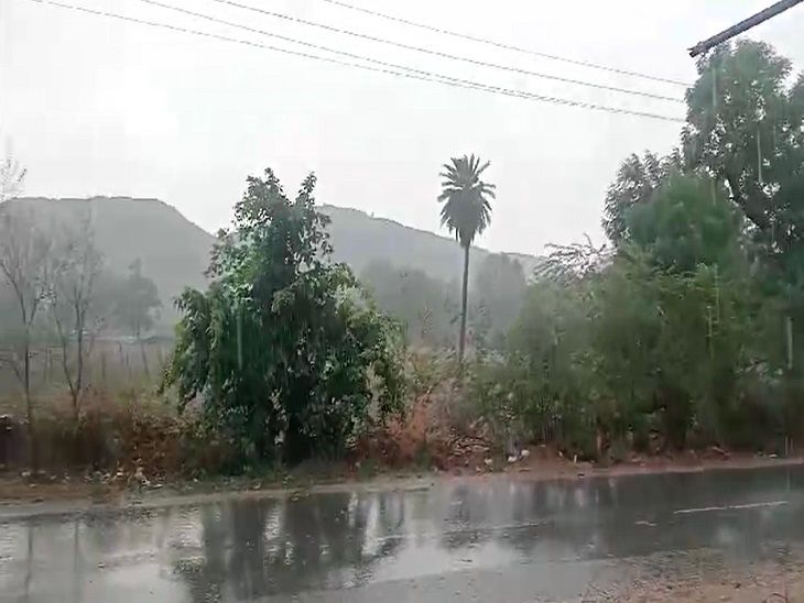 The weather got cooler due to the rain two days ago in udaipur ...