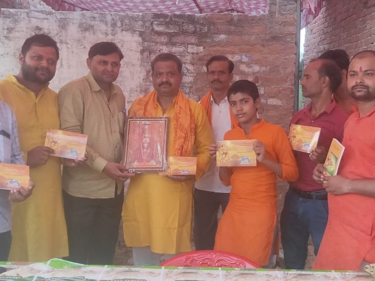 Organizing a feast in Dubagga, Lucknow | लखनऊ के दुबग्गा में भंडारे का ...