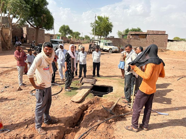 16 illegal water connections cut | पानी के 16 अवैध कनेक्शन काटे ...