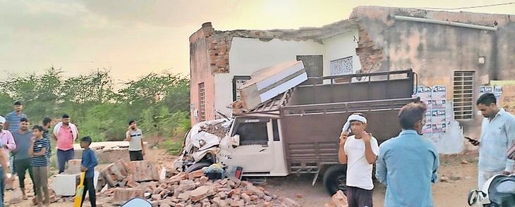 A jeep collided with an Anganwadi centre in Adukka, the driver was ...
