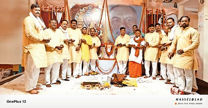 Datia's Swami Ji Maharaj has immense blessings on the people of Dholpur ...