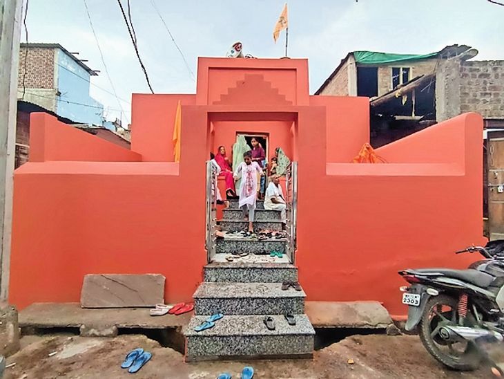 The youth renovated the temple which had lost its existence with the ...