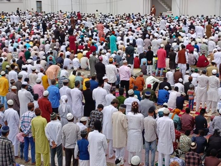 Special prayers in mosques on Bakrid | बकरीद पर मस्जिदों में विशेष नमाज ...