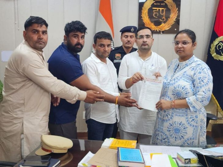 Haryana Surajpal Ammu Protest against caste remarks | Palwal News ...