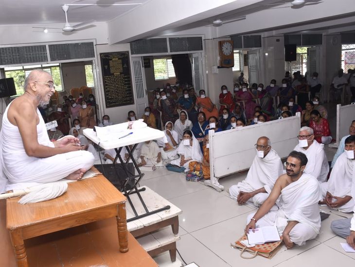 Sermon at Shri Gujarati Sthanakvasi Jain Sangh Upashraya