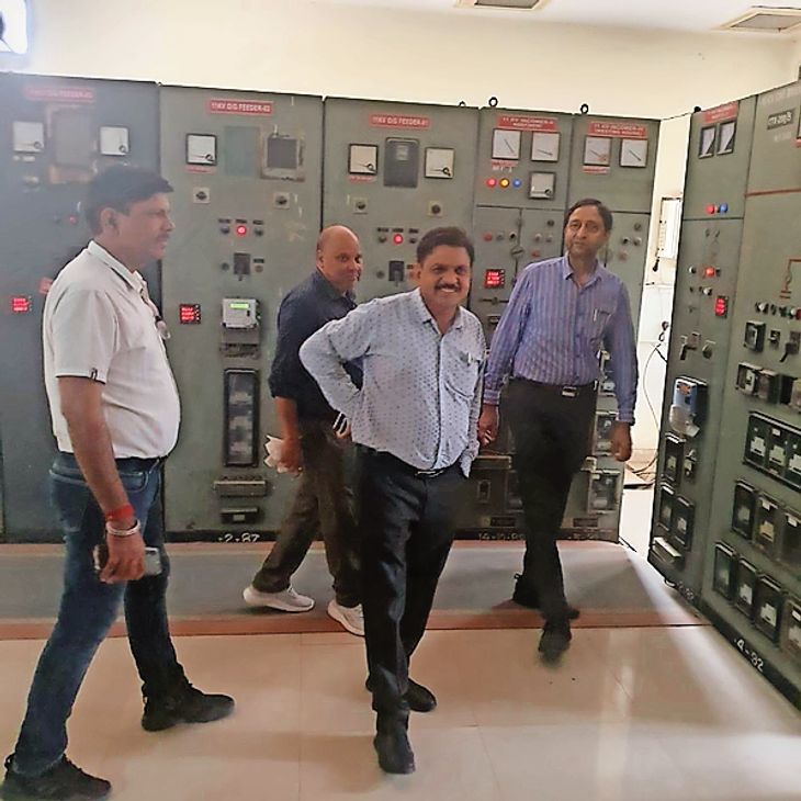 Jaipur Discom's Chief Engineer did the inspection | जयपुर डिस्कॉम के ...
