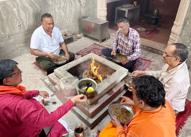 Shri Balaji Laddoo Wale Gurukul Dham celebrated Purnima festival ...