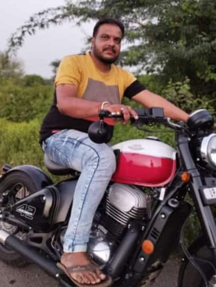 A bullion trader playing Ashta-Changa was shot dead by a history ...