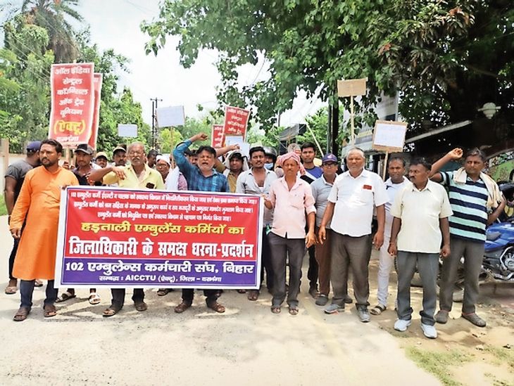 Strike of government ambulance drivers continues for the 8th day ...