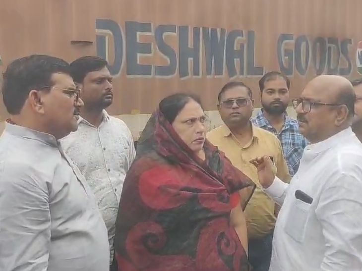 MP-Mayor inspected the highway along with NHAI officers | NHAI अफसरों के साथ सांसद-महापौर ने ...