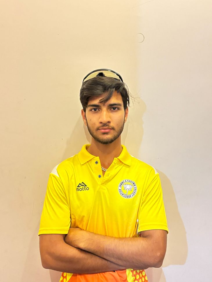 3 students from Pathankot selected in Jammu-Kashmir Cricket Association | पठानकोट के 3 छात्रों ...