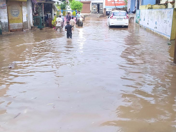 The dense settlements of Sabalgarh became ponds | तालाब बनी सबलगढ़ की ...