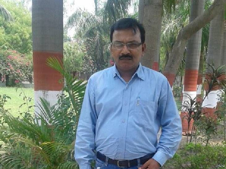 Petrol pump operator threatened professor, FIR lodged | पेट्रोल पंप ...