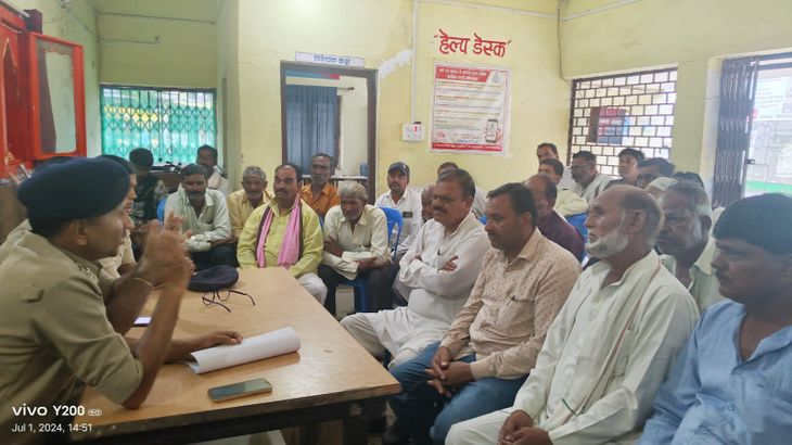 Villagers in Shyampur were made aware of the new laws | श्यामपुर में ...