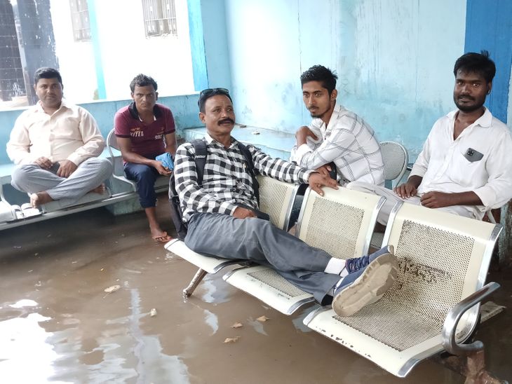 GOPALGANJ NEWS, BIHAR NEWS, WEATHER NEWS, HEALTH NEWS, Water filled in ...